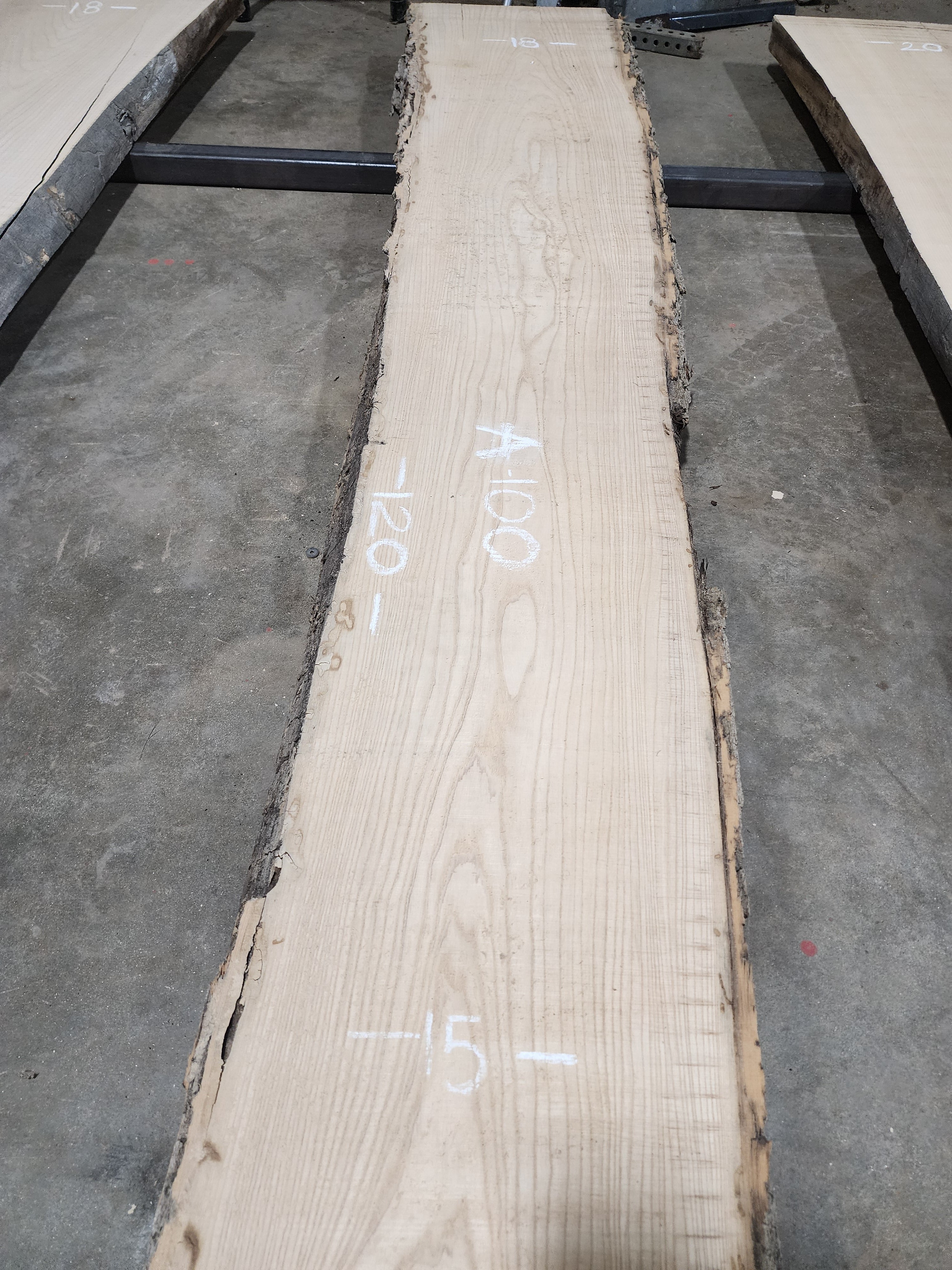 Ash Slabs – Twigs to Timbers